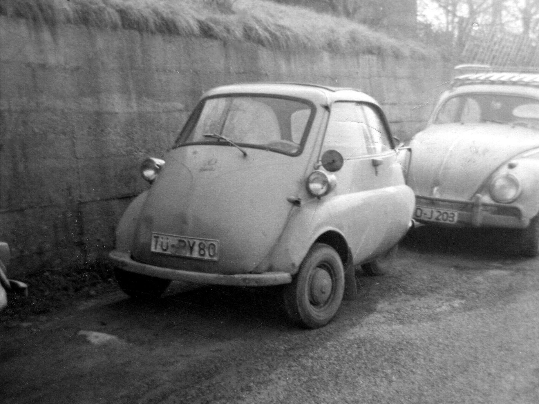 Historická vozidla ze světa: BMW ISETTA | RetroRide